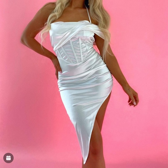 Hope's | Dresses | White Satin Dress With Slit On One Side Style She ...